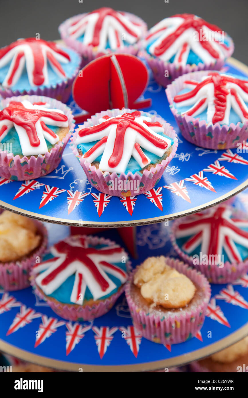 Union jack cake hi-res stock photography and images - Alamy