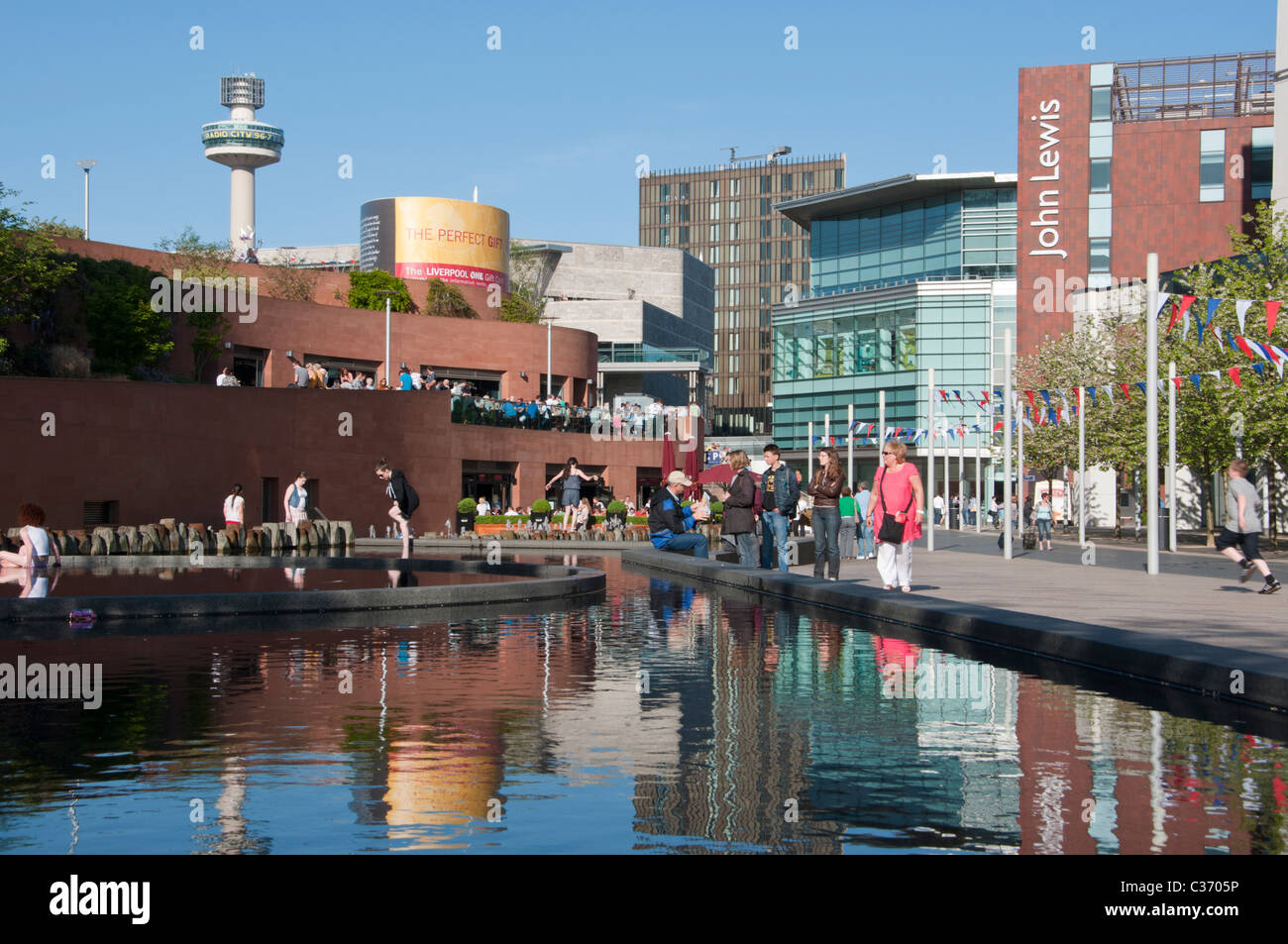 The liverpool one complex hi-res stock photography and images - Alamy