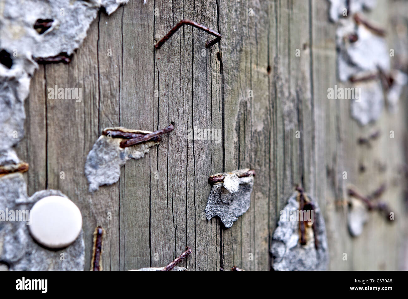 Post, wood, pin. advertisement Stock Photo - Alamy