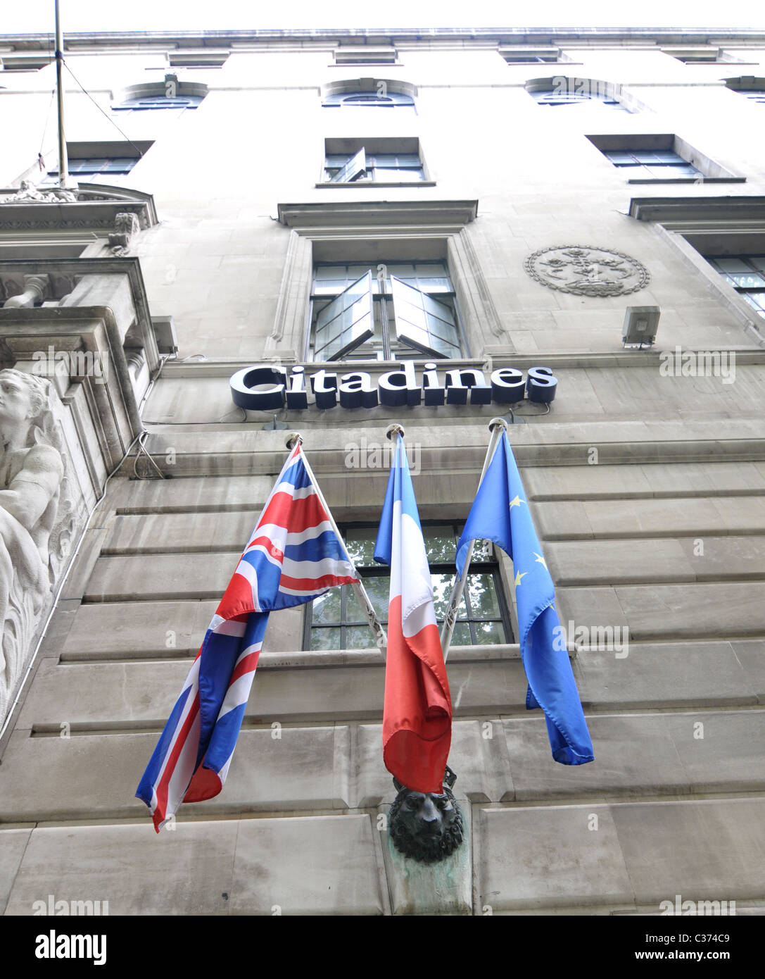 Citadines Hotel Central London flags Union Jack France European Union ...