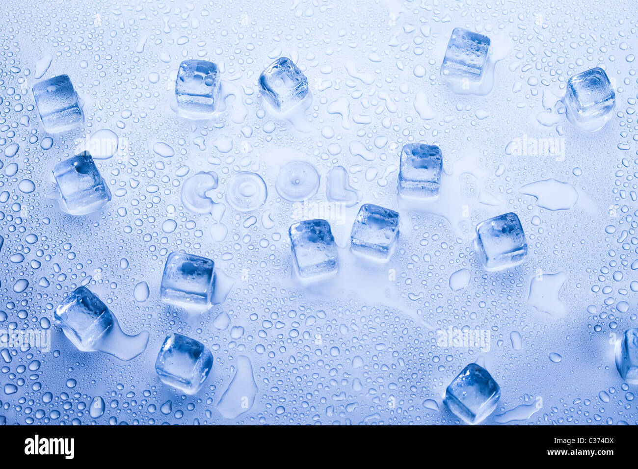 Ice cubes & aqua Stock Photo - Alamy