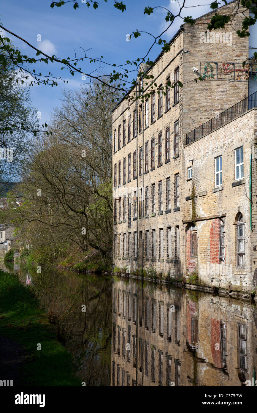Old mill beside the Rochdale Canal at Luddenden Foot, West Yorkshire ...