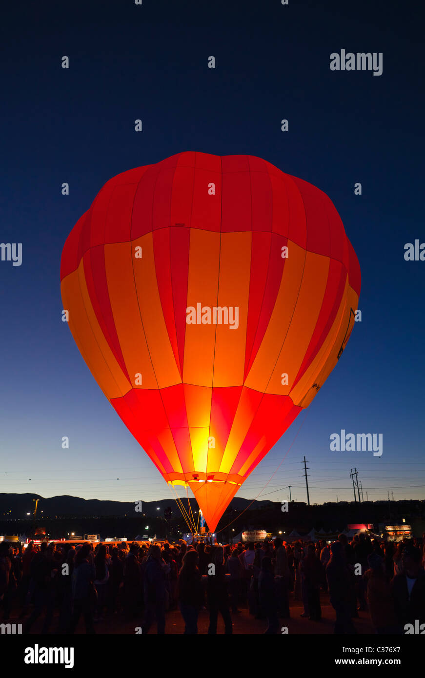 Albuquerque balloon fiesta hot air hi-res stock photography and images ...