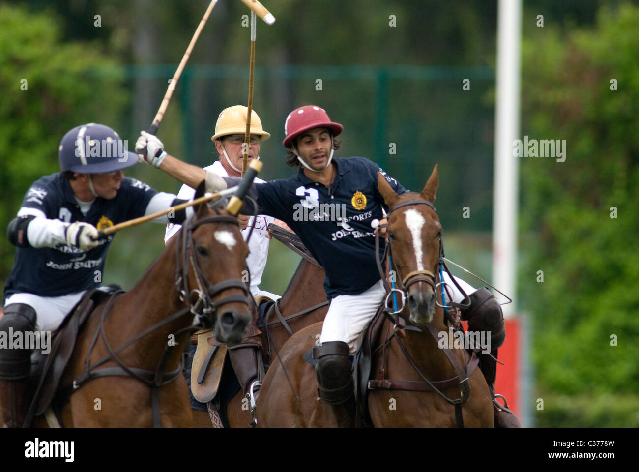 Team chasing hi-res stock photography and images - Alamy