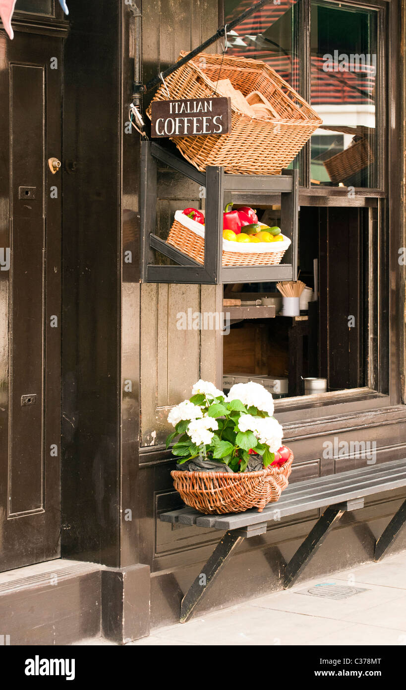 London Deli High Resolution Stock Photography and Images - Alamy