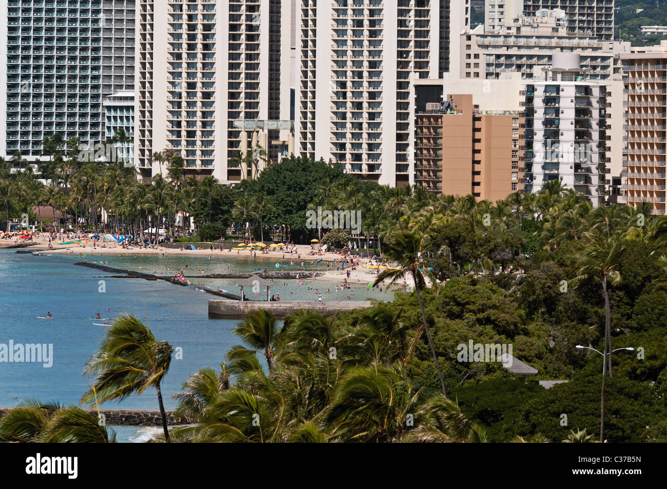 High rise hotels hi-res stock photography and images - Alamy