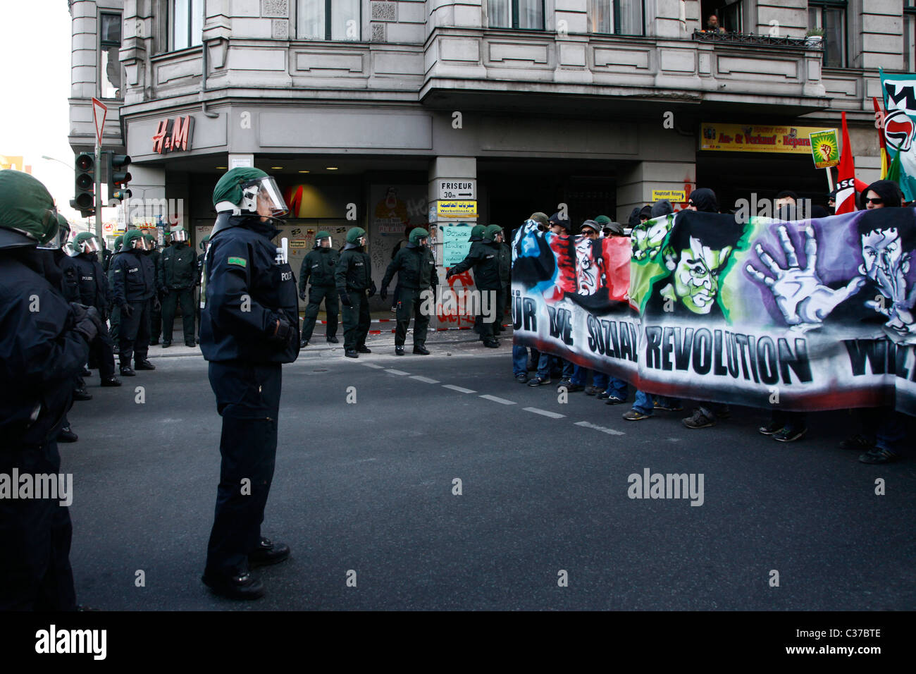 Extreme left wingers hi-res stock photography and images - Alamy