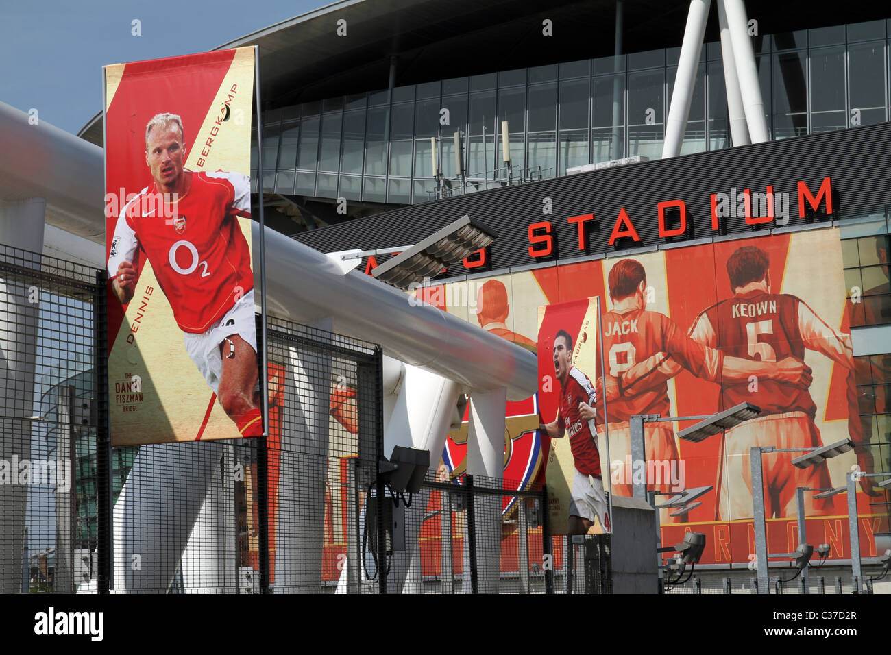 ARSENAL EMIRATES STADIUM IN HIGHBURY, LONDON UK Stock Photo - Alamy