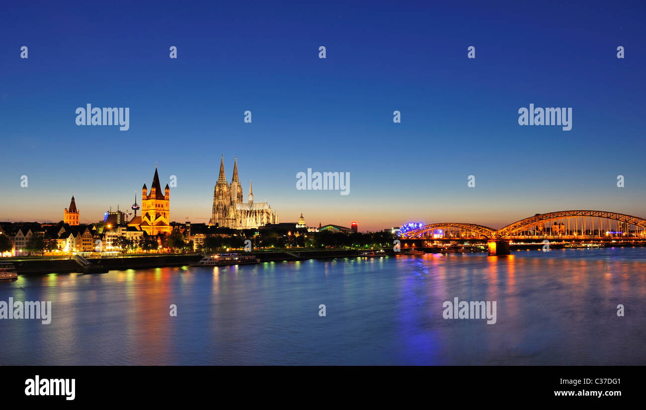 Panorama of Cologne at Night Stock Photo - Alamy