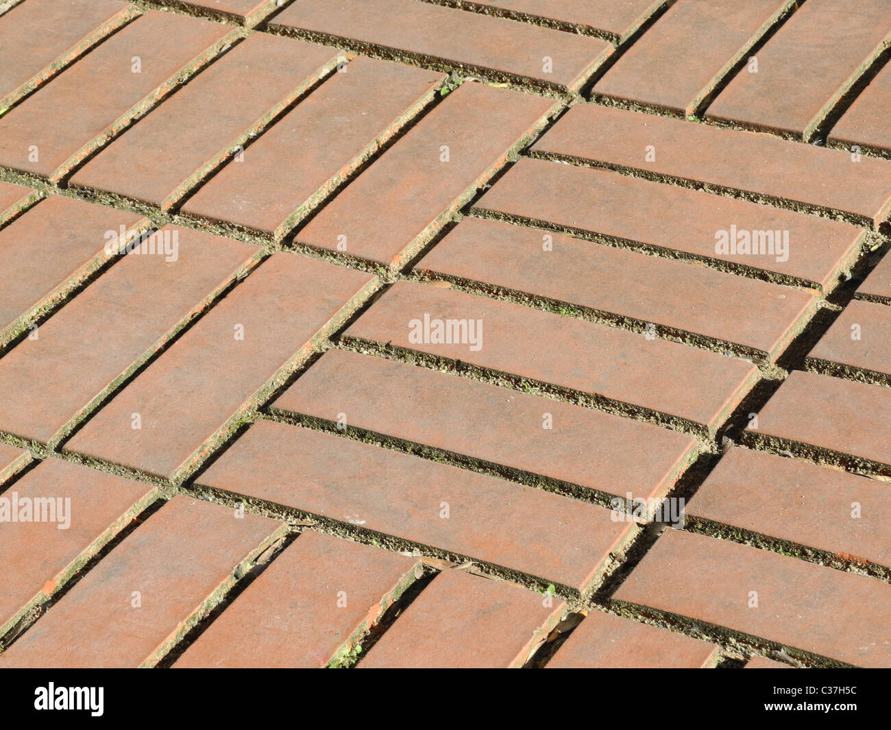 Brick parapet hi-res stock photography and images - Alamy