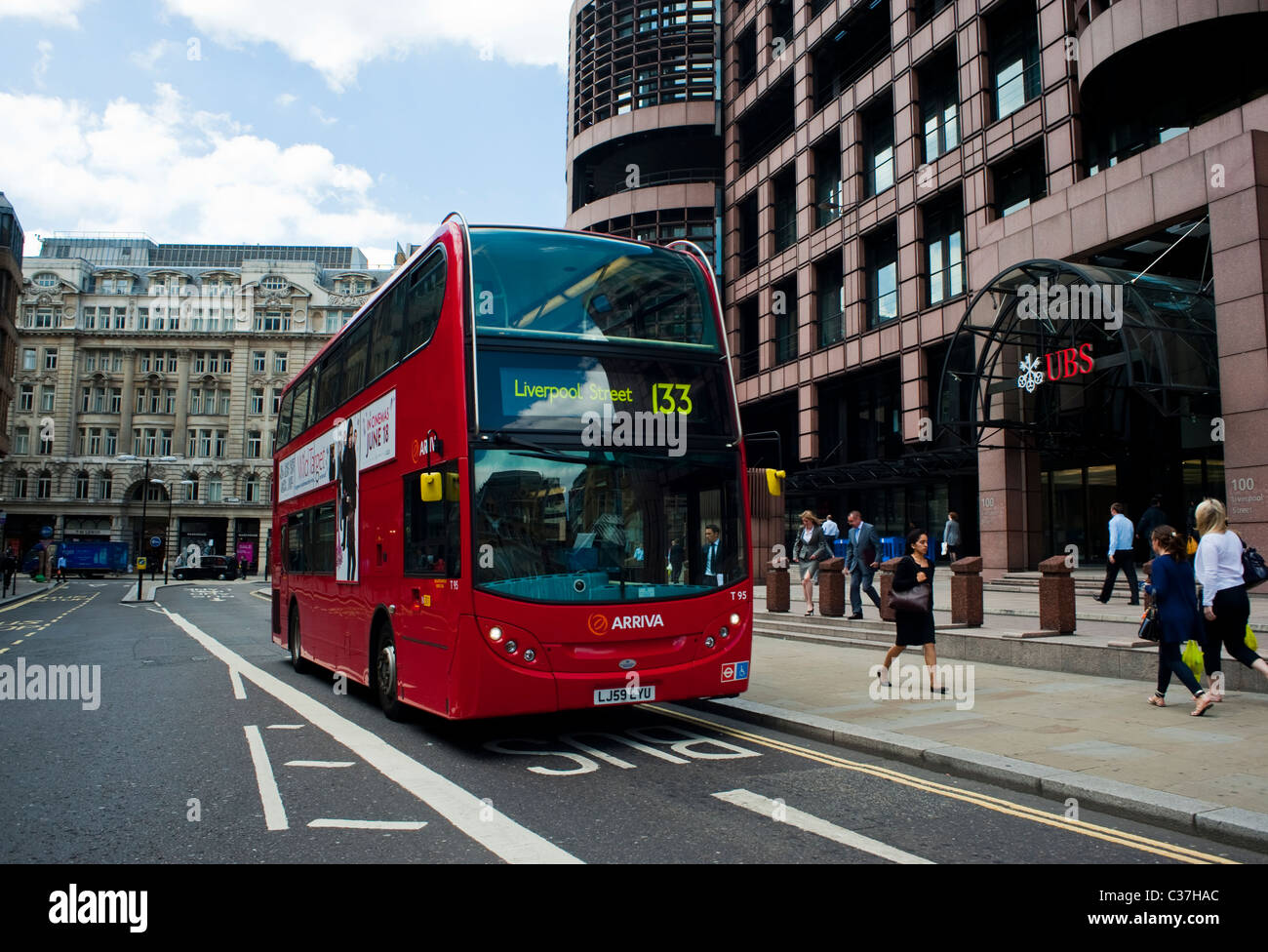 London bus front hi-res stock photography and images - Alamy