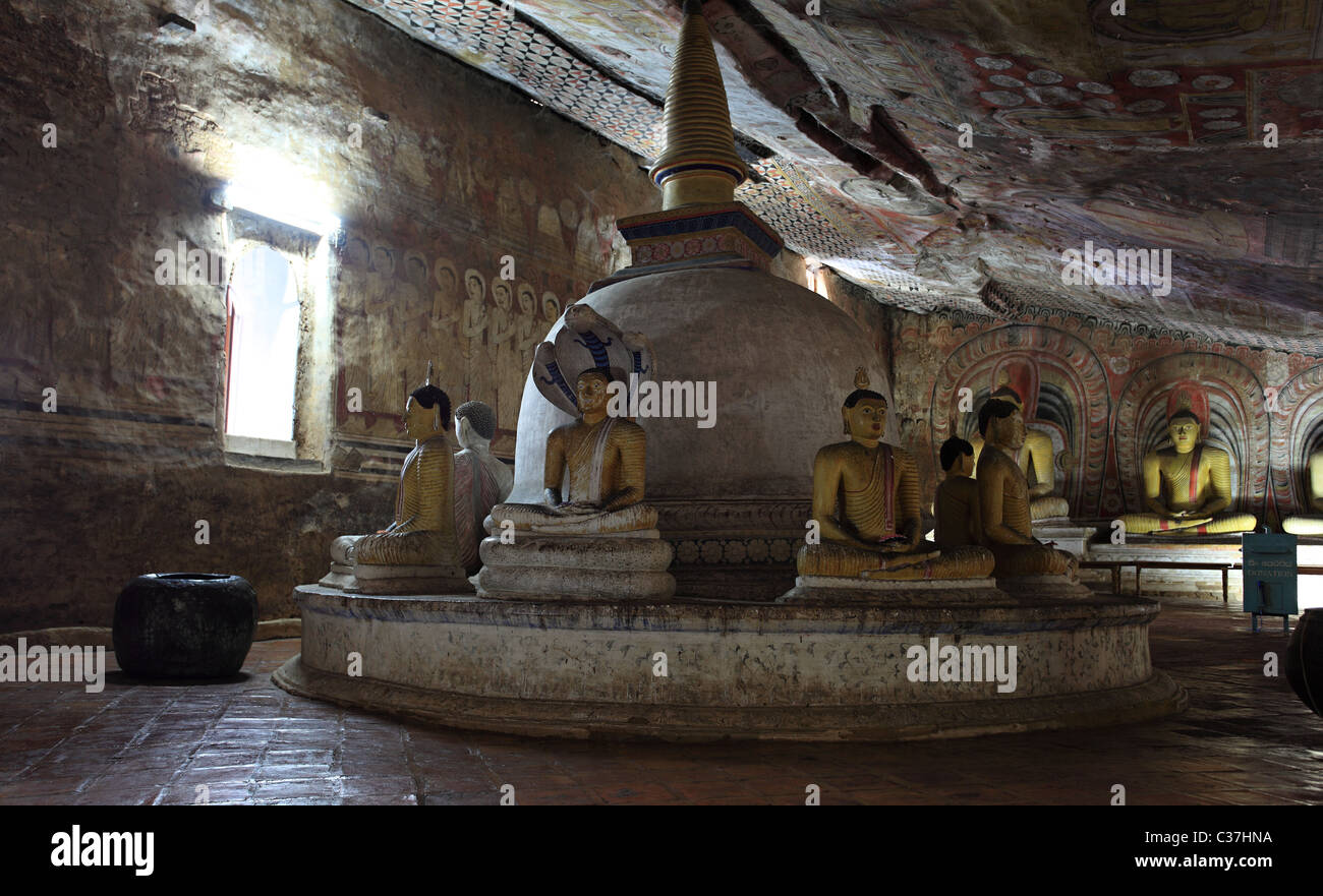 Buddha at the Dambulla temple in Sri Lanka Asia Stock Photo - Alamy