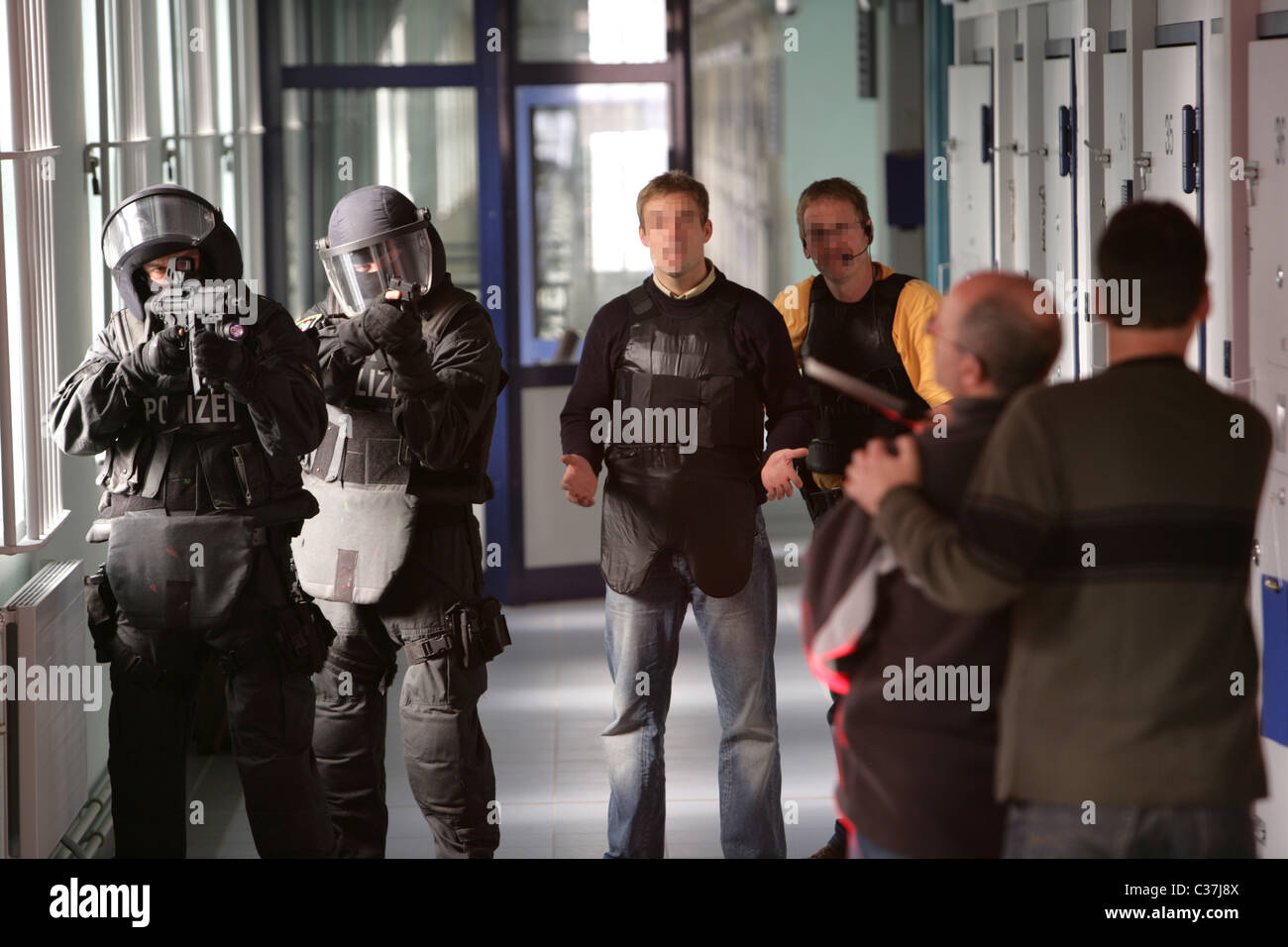 Hostage negotiation scene hi-res stock photography and images - Alamy