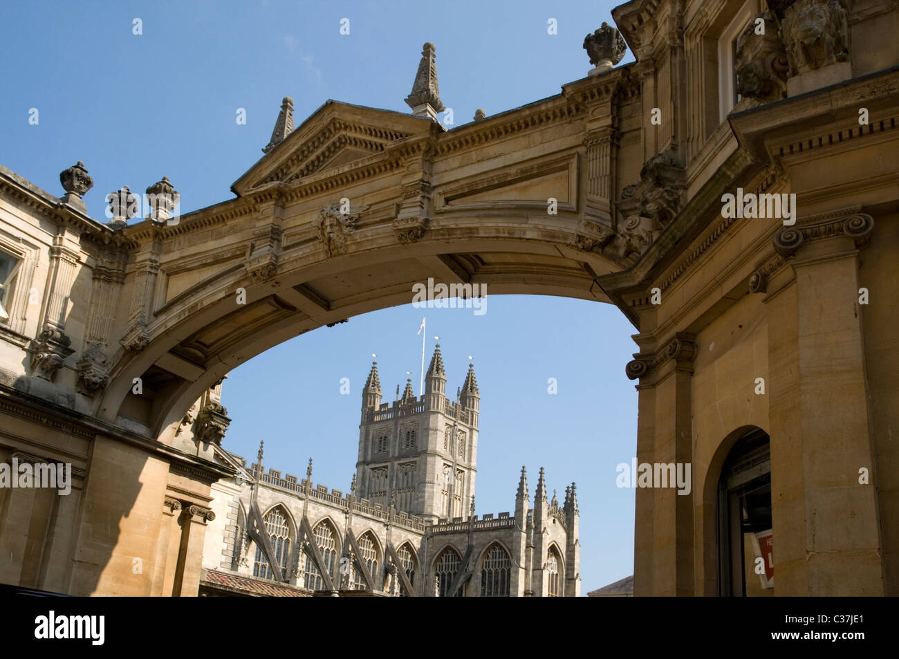 bath abbey framed by arch, Bath,England Stock Photo - Alamy