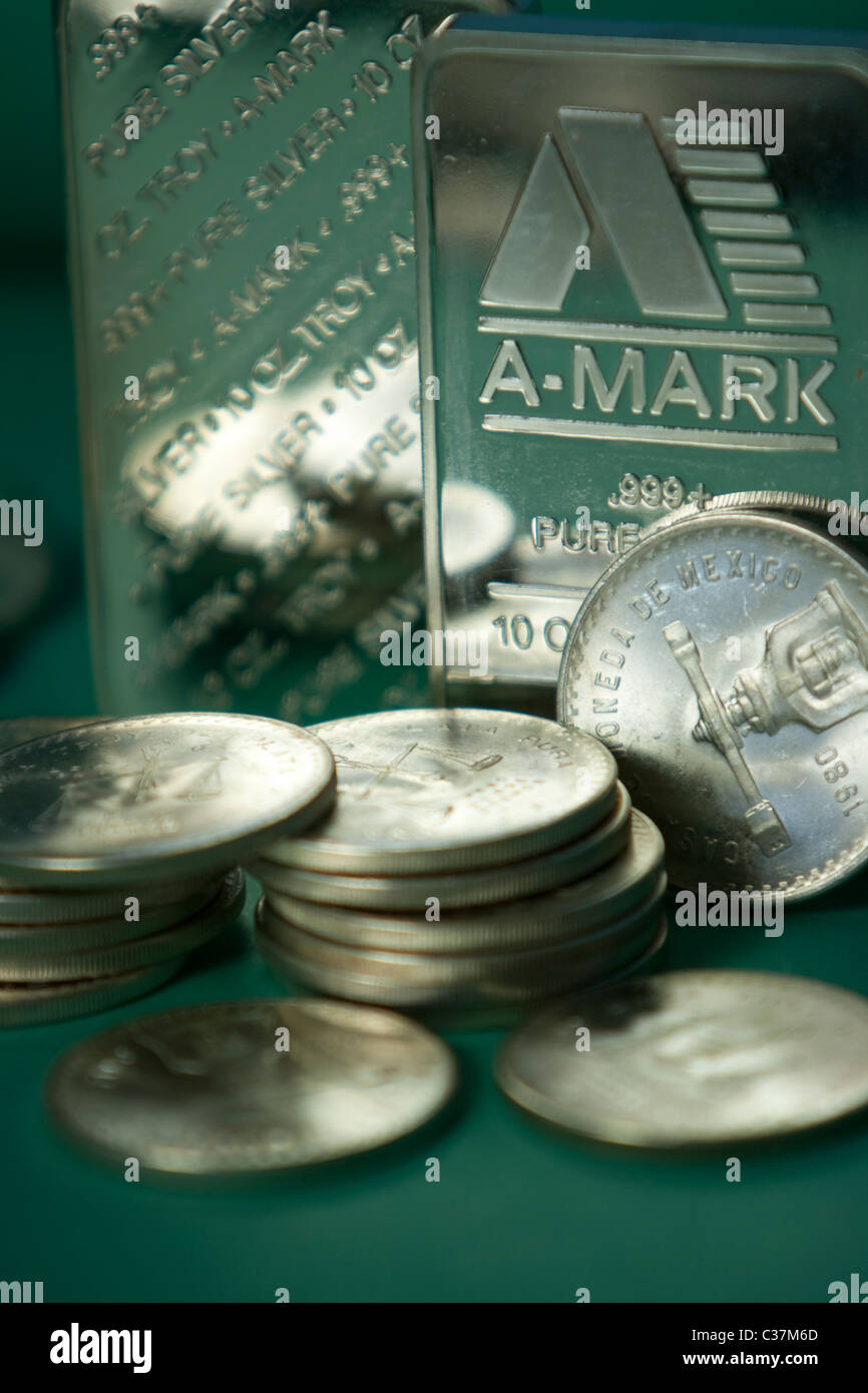 Pure silver hi-res stock photography and images - Alamy