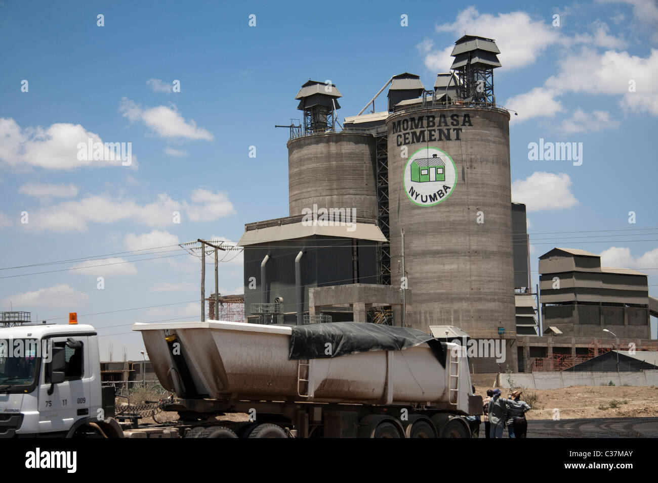 Mombassa Cement Ltd factory, Kenya Stock Photo - Alamy