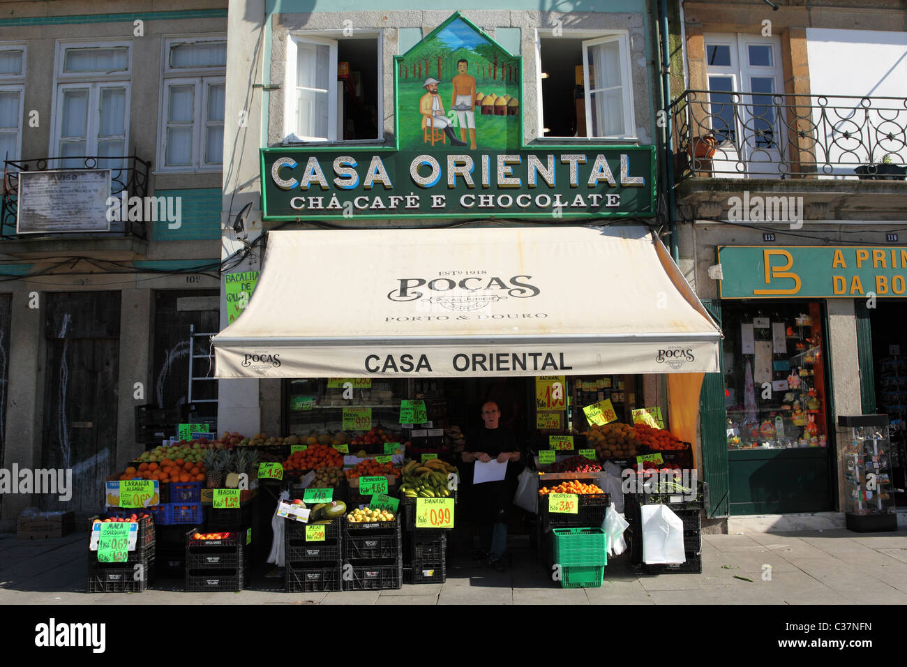 The Casa Oriental shop in Porto, Portugal Stock Photo - Alamy