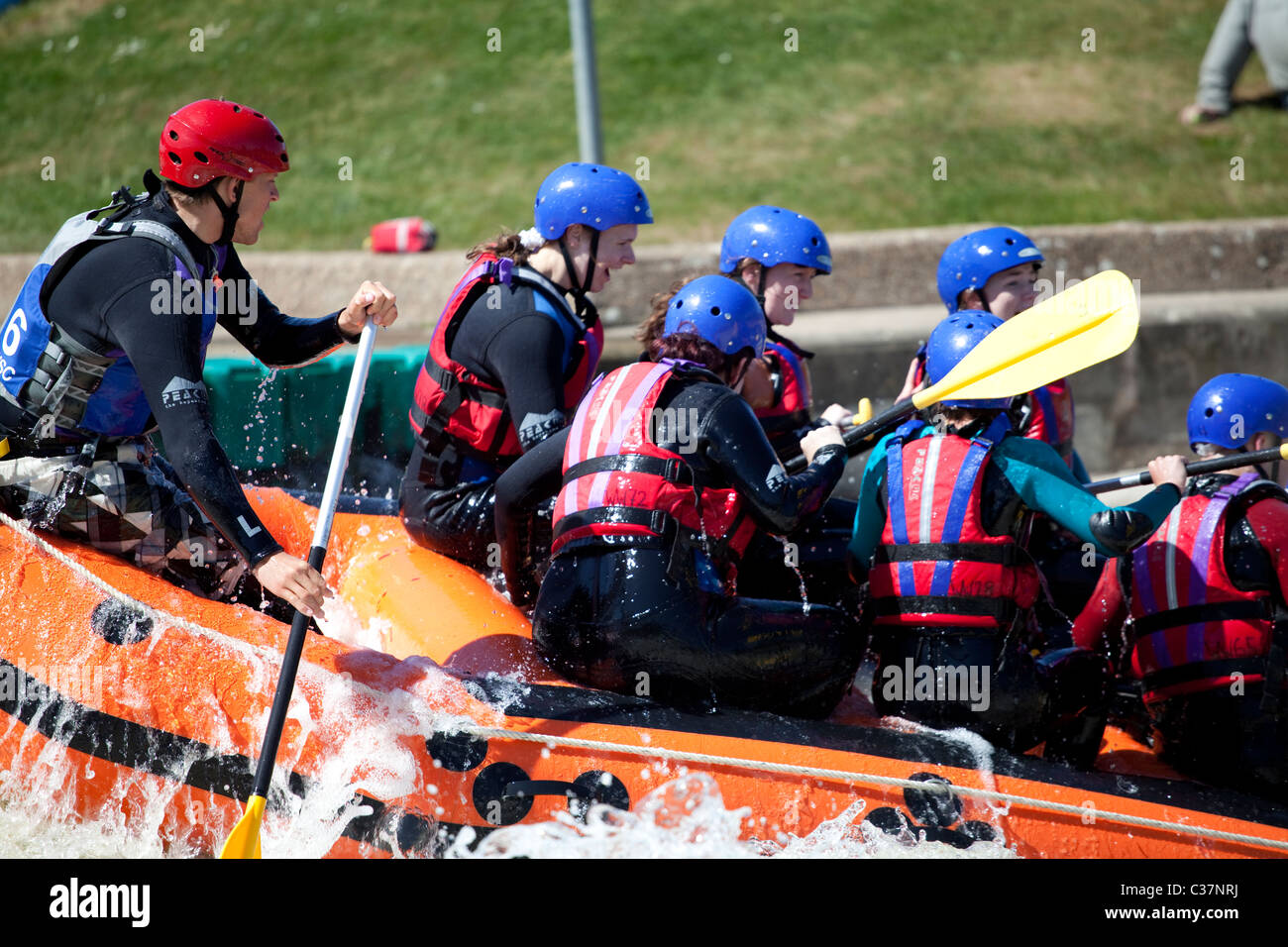 Whitewater rafters family hi-res stock photography and images - Alamy
