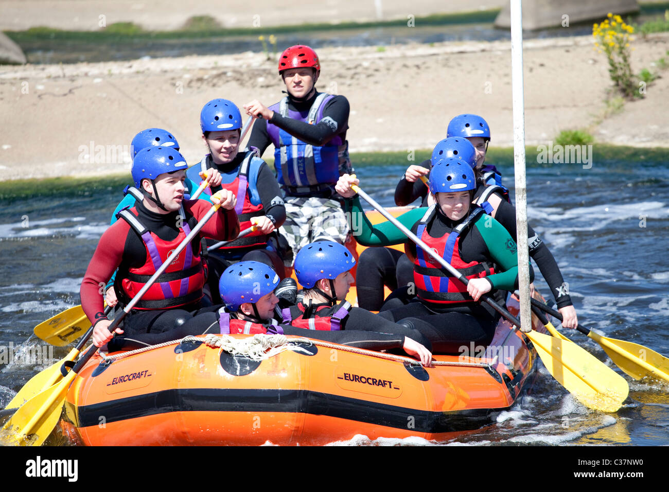 Whitewater rafters family hi-res stock photography and images - Alamy