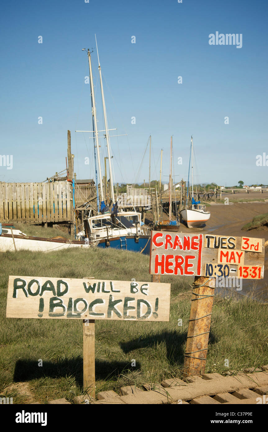 Advanced warning sign hi-res stock photography and images - Alamy