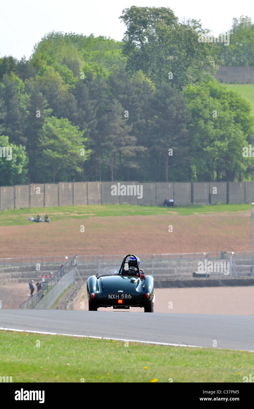 Qualifying rac woodcote trophy pre 56 sports cars curves brake light hi ...