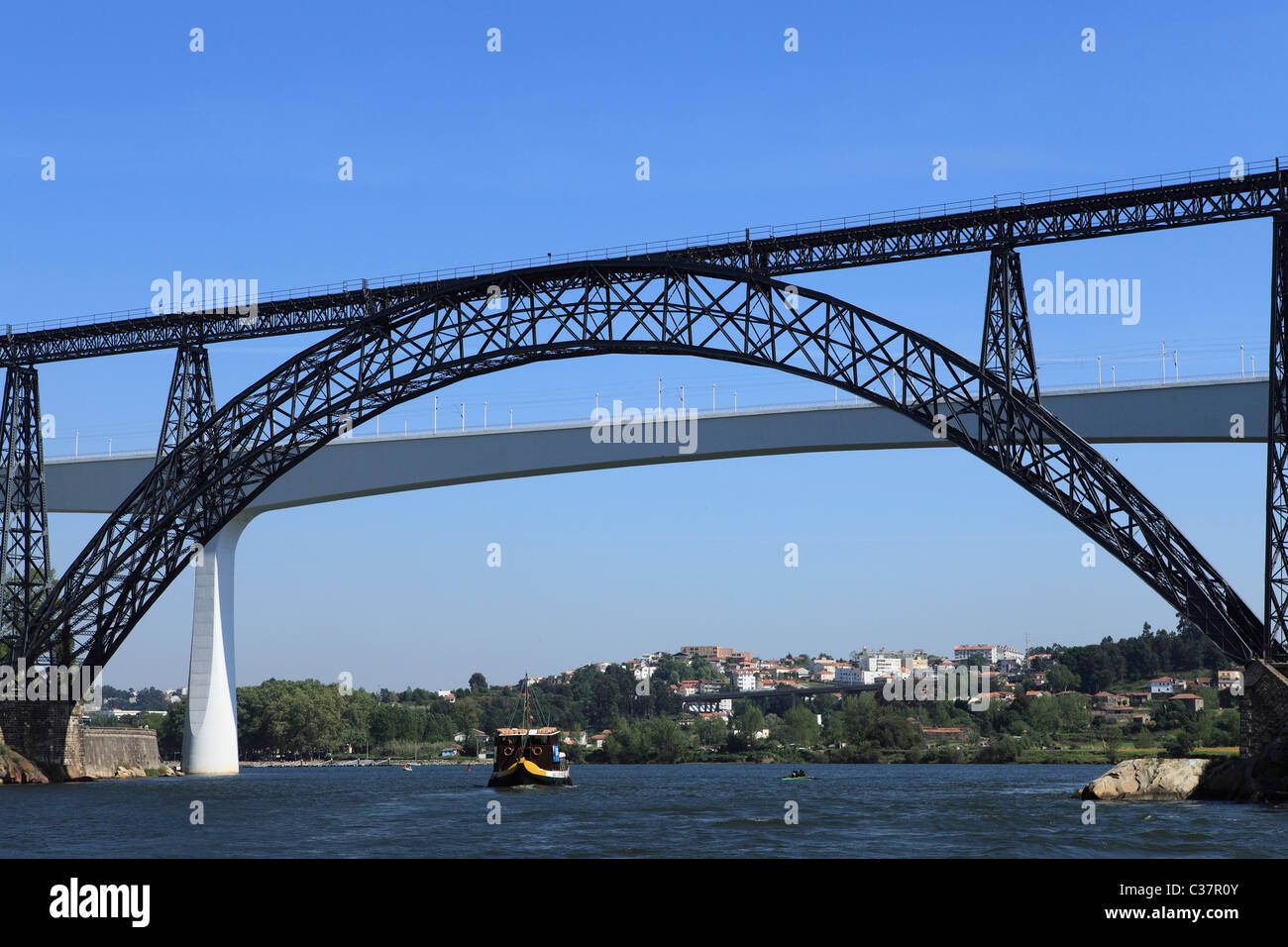 Maria pia bridge hi-res stock photography and images - Alamy