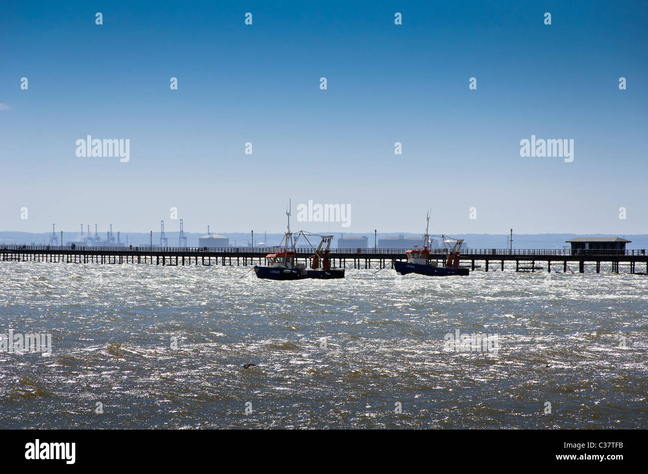 Southend on sea boat hi-res stock photography and images - Alamy