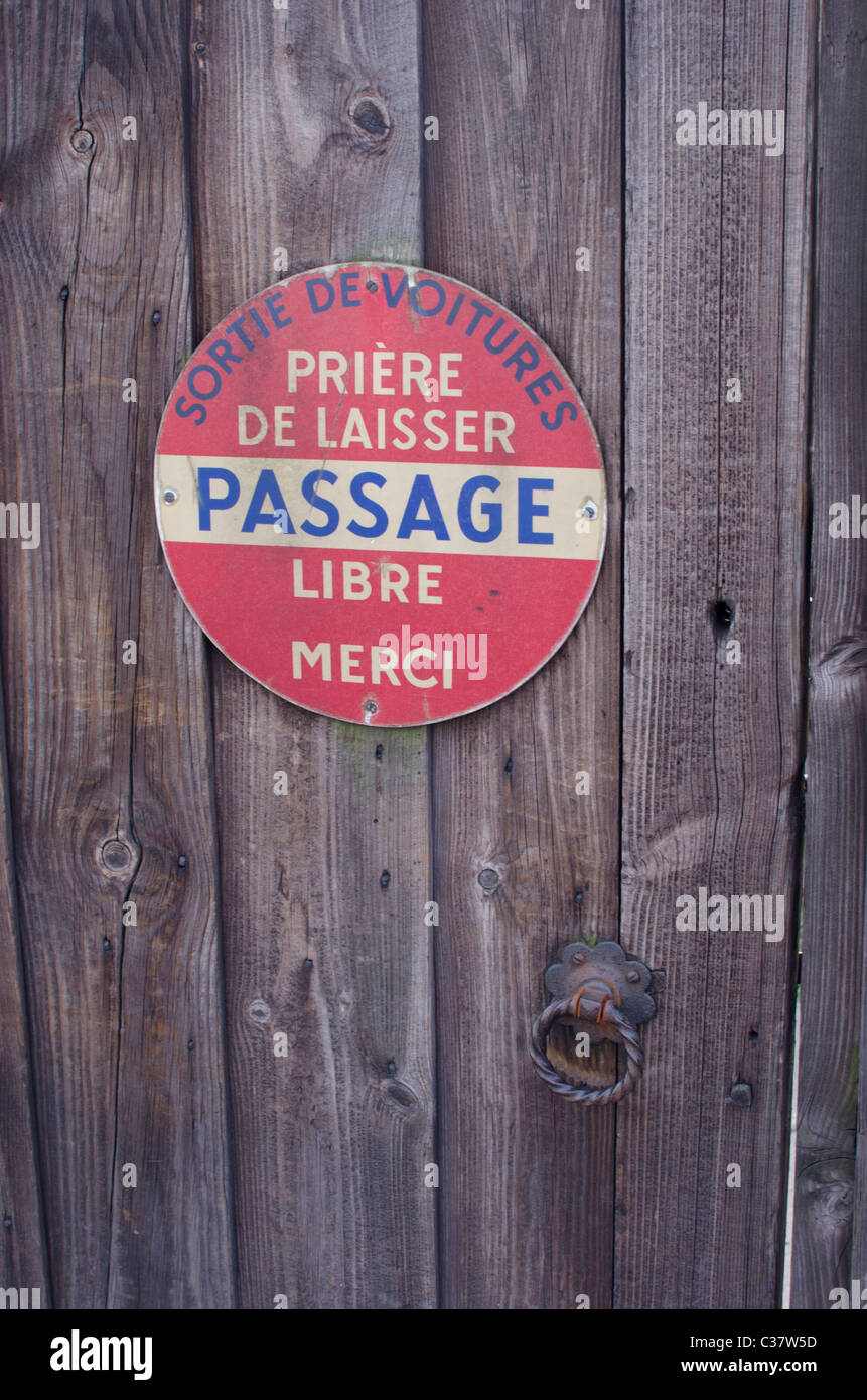 French no entry sign hi-res stock photography and images - Alamy
