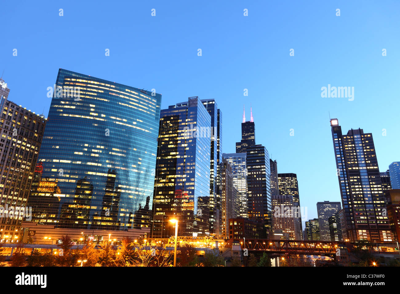 Riverside Downtown Chicago / USA at twilight Stock Photo - Alamy