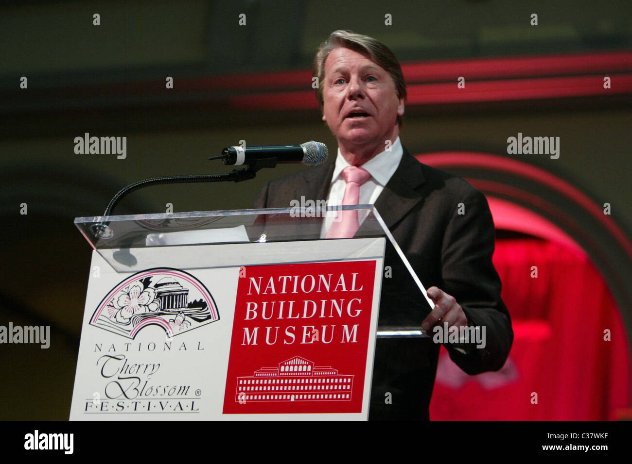Chase Rynd, Executive Director National Building Museum The 2009 ...