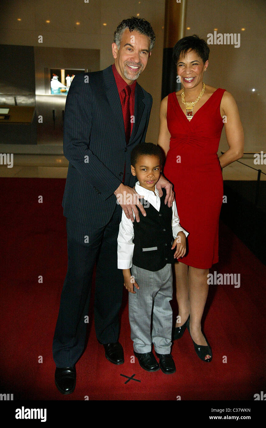 Brian Stokes Mitchell and Family Tribute concert for Senator Edward ...