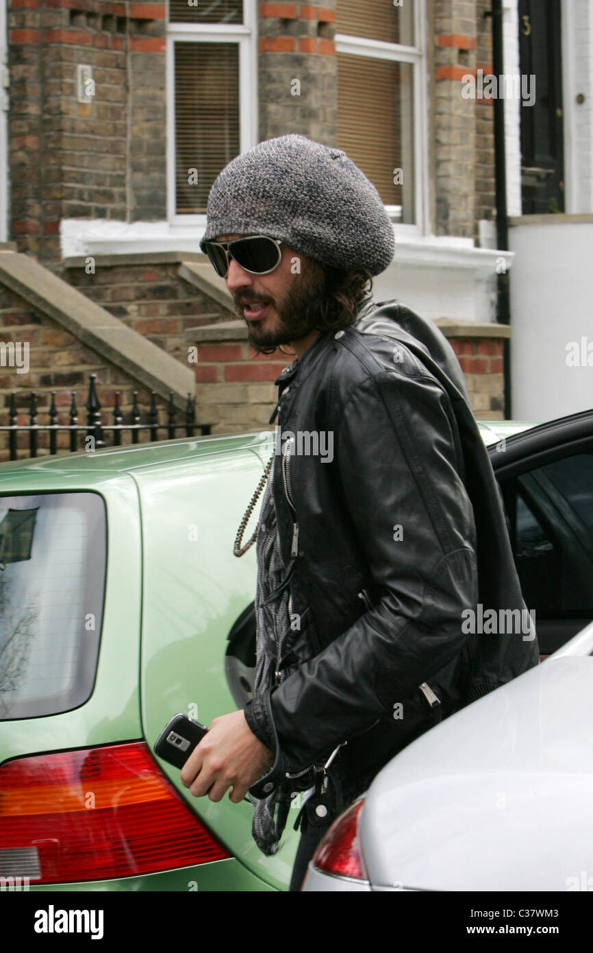 Russell Brand seen arriving home with a friend. London, England - 30.03 ...