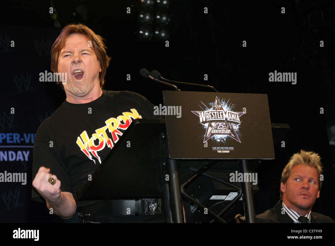 Rowdy roddy piper hi-res stock photography and images - Alamy