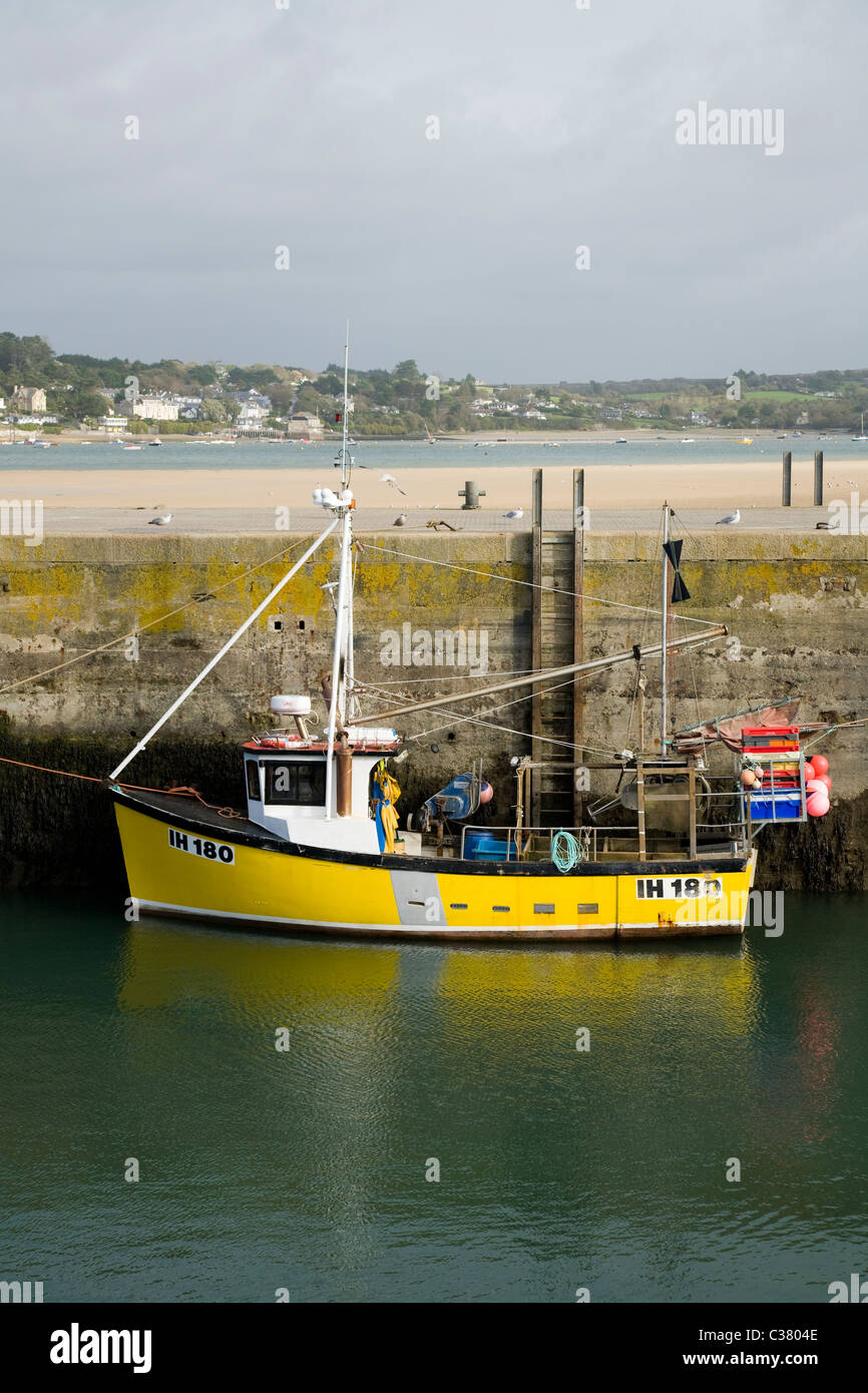 Cornish fishing boats / boat moored at the quay / quayside / harbor ...