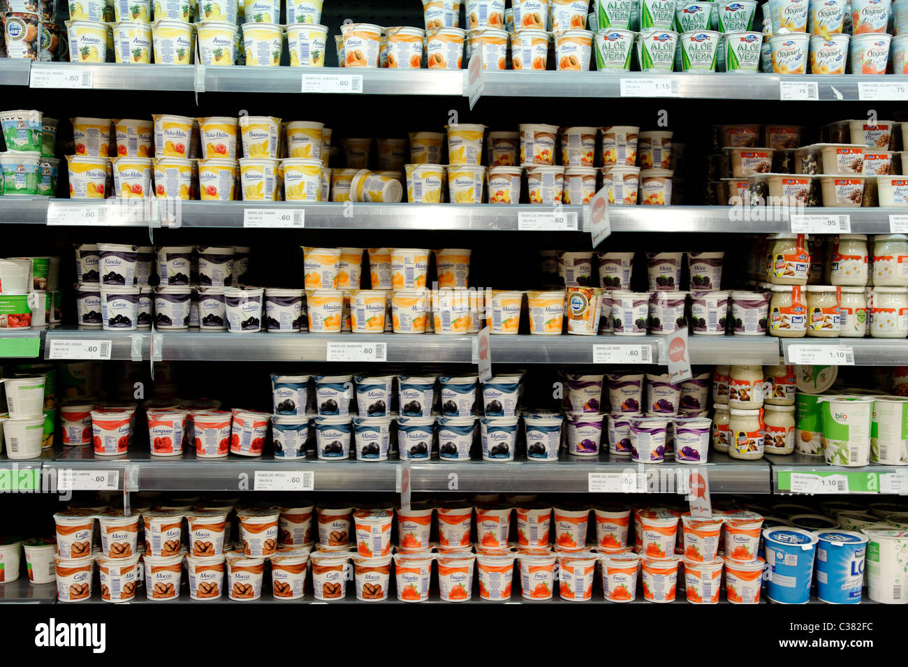Switzerland supermarket hi-res stock photography and images - Alamy