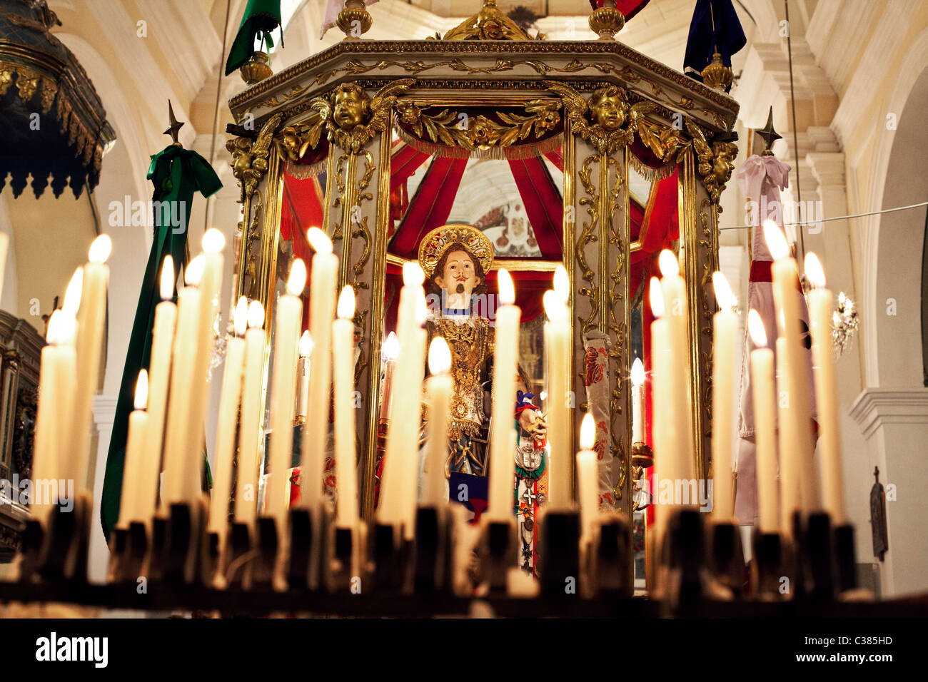 Sant'Efisio traditional event, the most important religious feast in ...