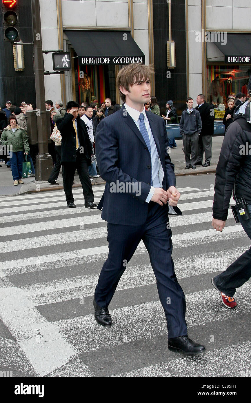 Chace Crawford Cast members on the set of 'Gossip Girl' filming on ...