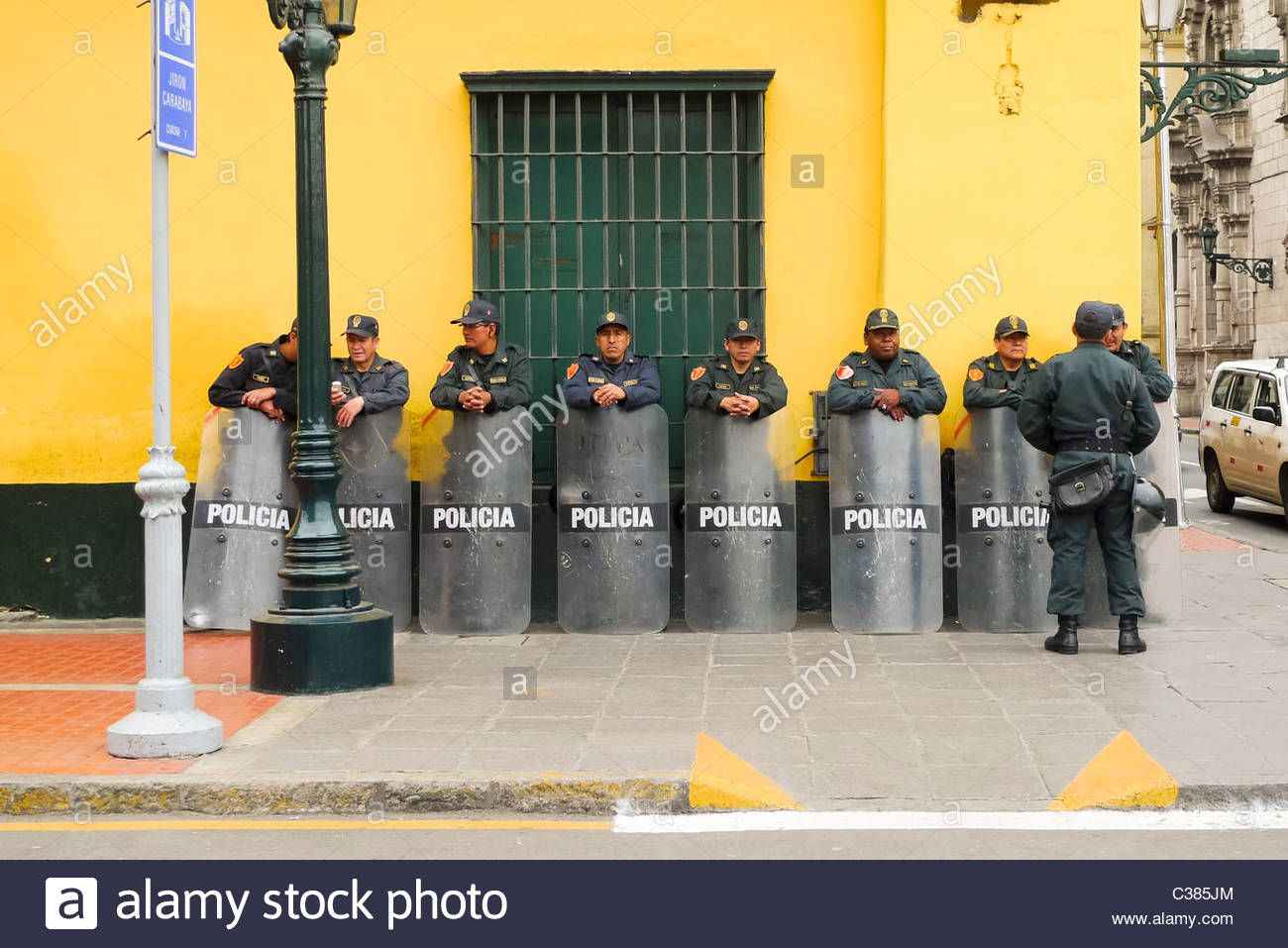 Group Of Police Officers Standing High Resolution Stock Photography and ...