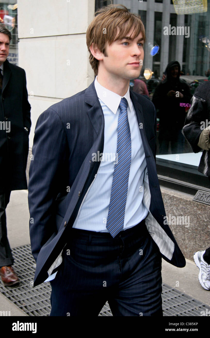 Chace Crawford Cast members on the set of 'Gossip Girl' filming on ...