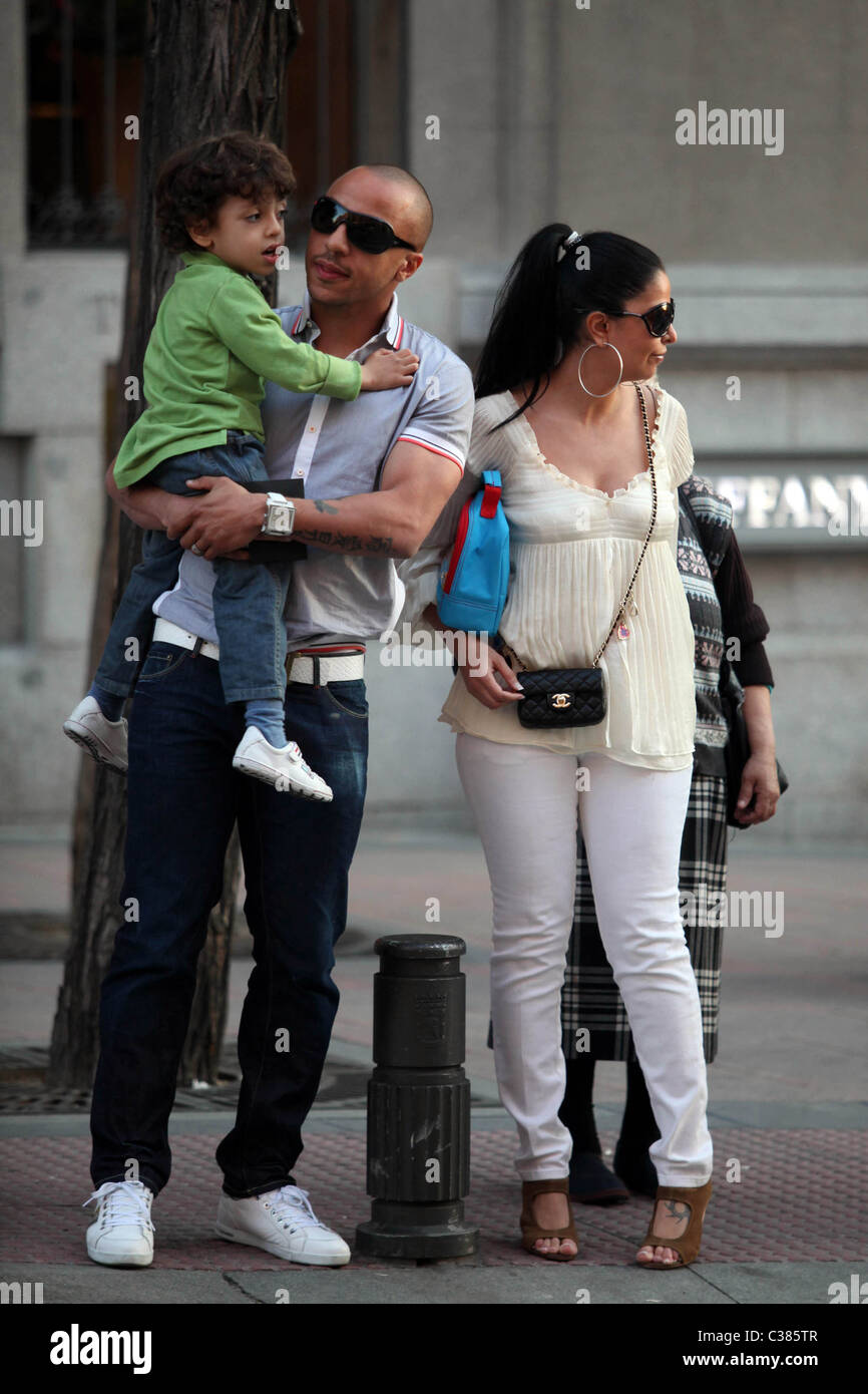 Julien Faubert seen out shopping with his wife Pamela and son, Noam ...