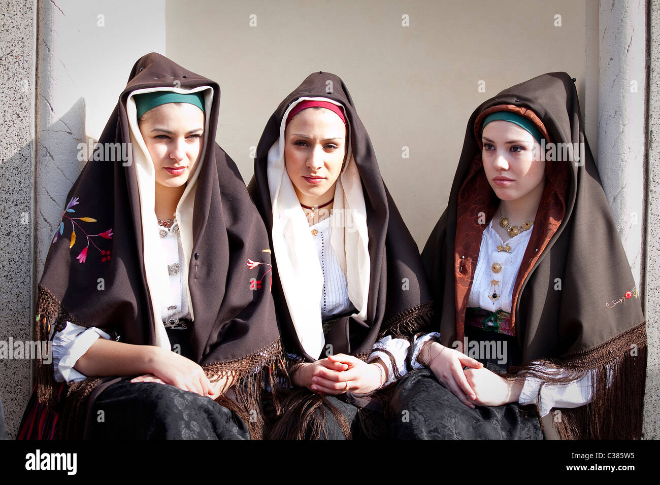 Sardinian people in traditional clothes hi-res stock photography and ...