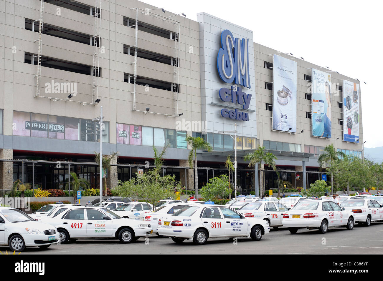 SM Mall Cebu City Philippines Stock Photo - Alamy