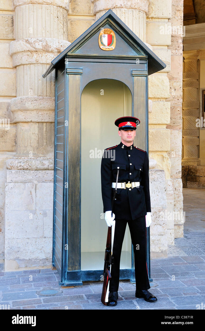 Guard at Grand Masters palace, Valletta, Malta, Europe Stock Photo - Alamy