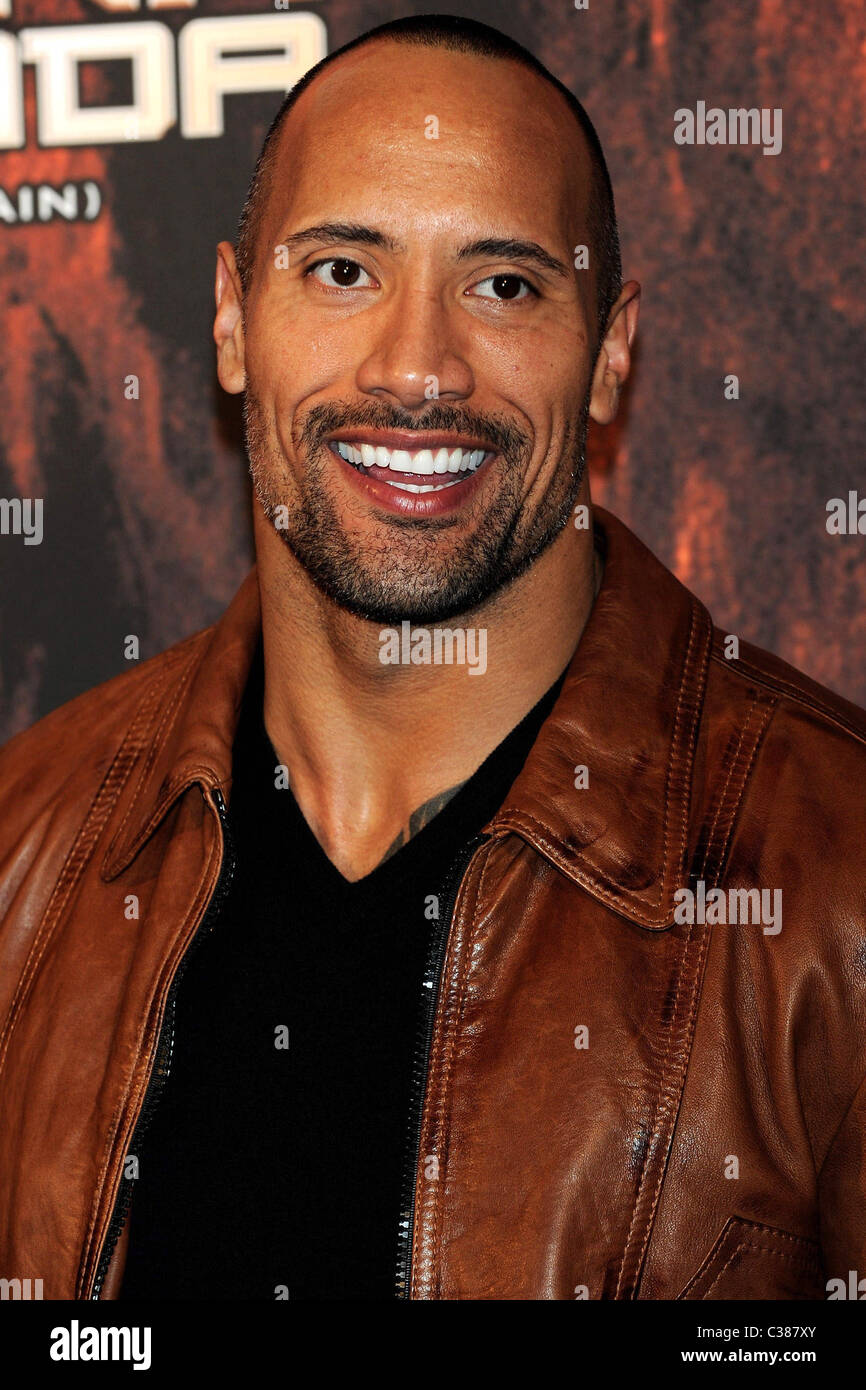 Dwayne Johnson Premiere of 'La Montana Embrujada' (Race to Witch ...