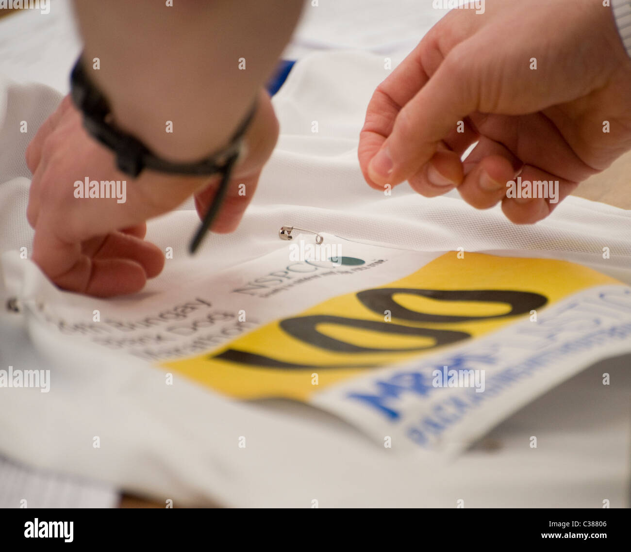 Tracking number hi-res stock photography and images - Alamy