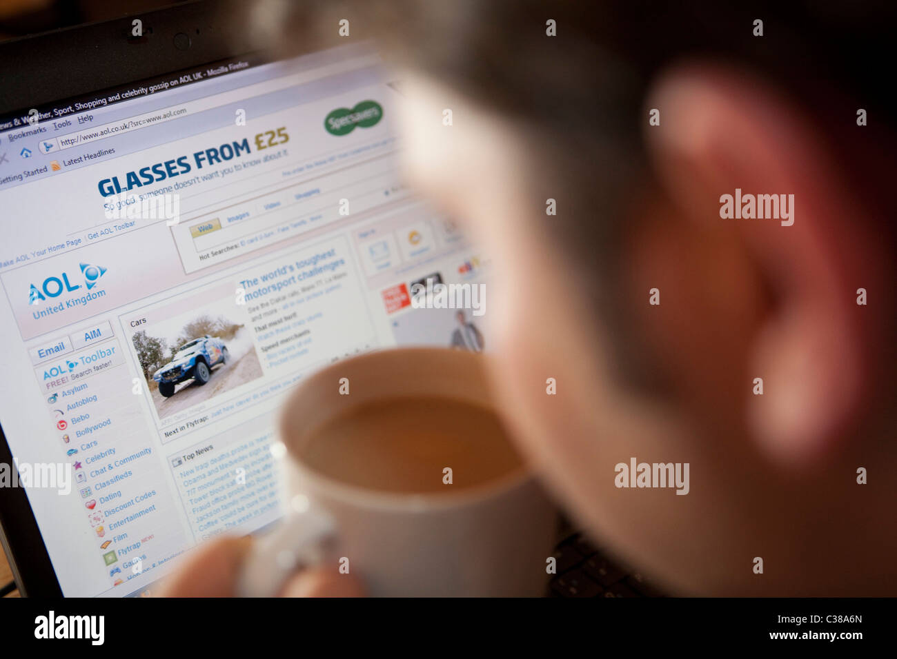 Aol logo hi-res stock photography and images - Alamy