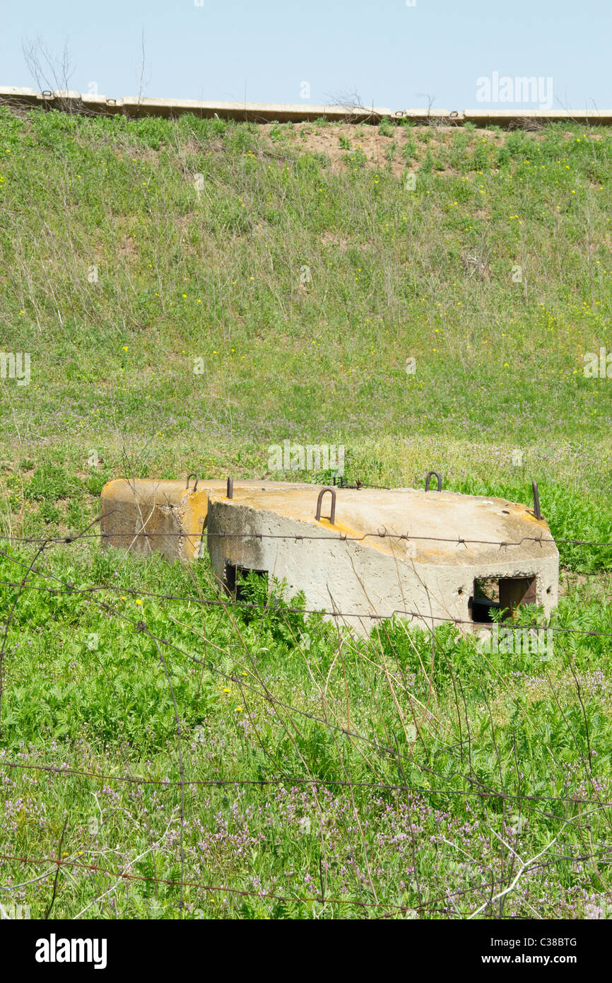 Army bunkers hi-res stock photography and images - Alamy