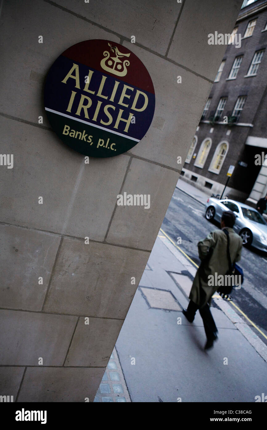 Sign logo allied irish bank hi-res stock photography and images - Alamy