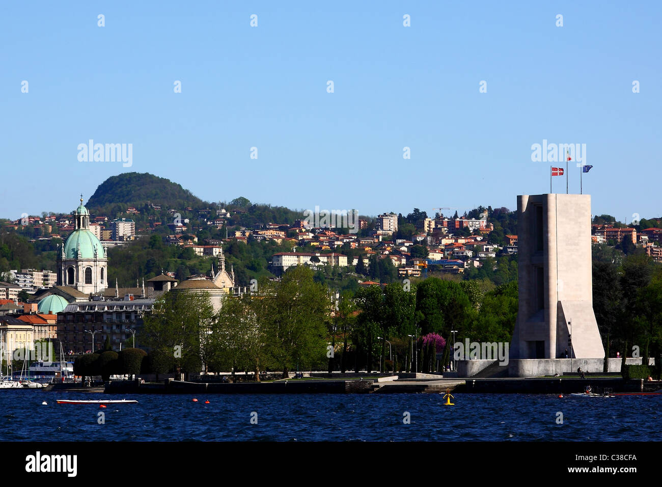 Como monument hi-res stock photography and images - Alamy
