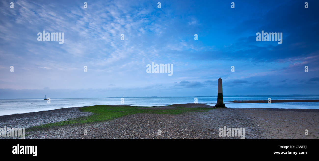 The Crowstone Marker at Chalkwell in Thames Estuary Stock Photo - Alamy